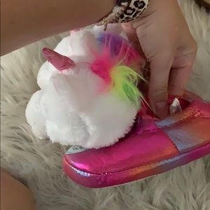 poochie & co | Shoes | Adorable Unicorn Slippers | Poshmark